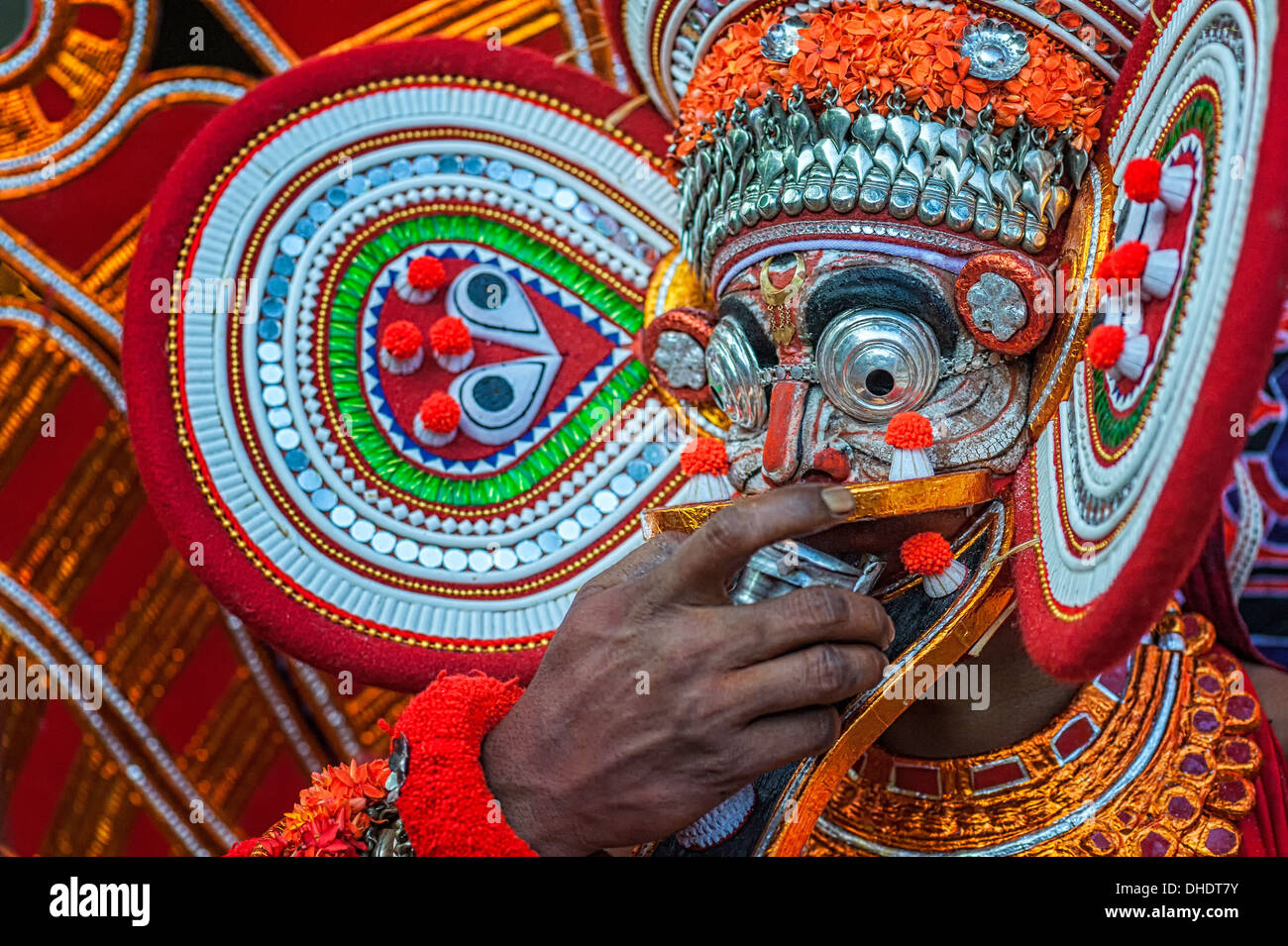 Theyyam dance hi-res stock photography and images - Alamy
