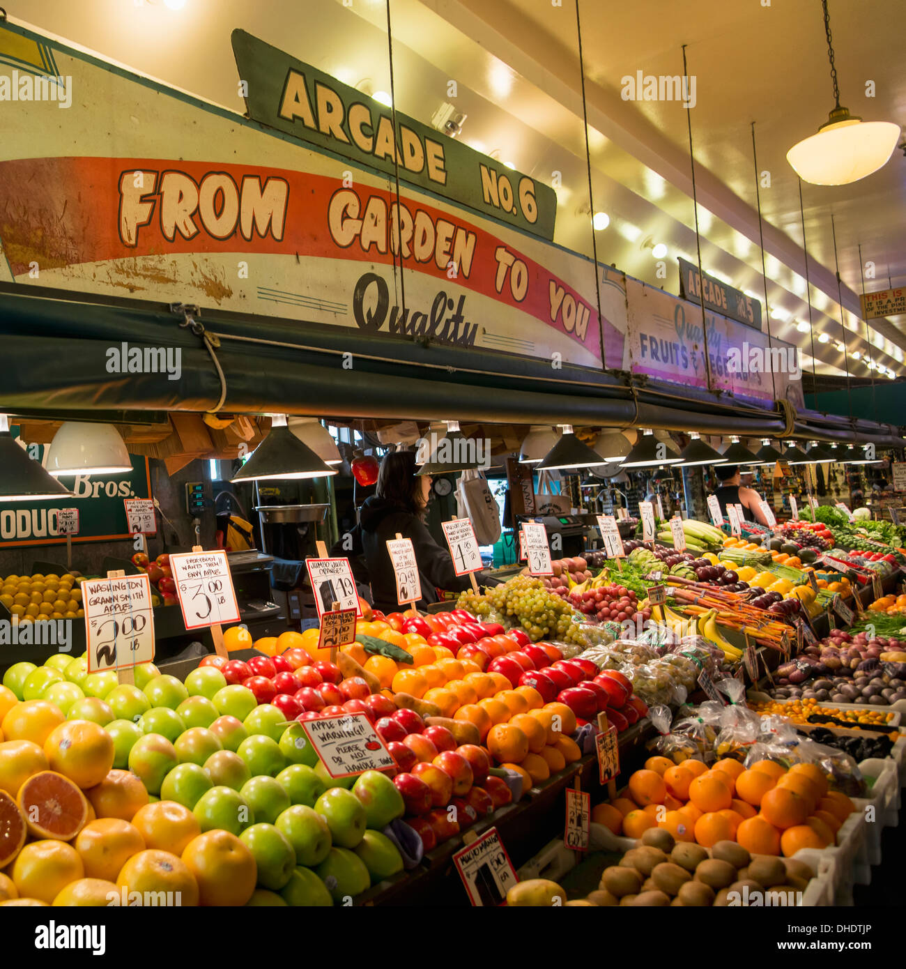 Pike place market in seattle washington hi-res stock photography and ...