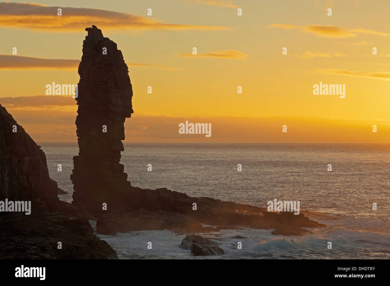 Old man sunset hi-res stock photography and images - Alamy