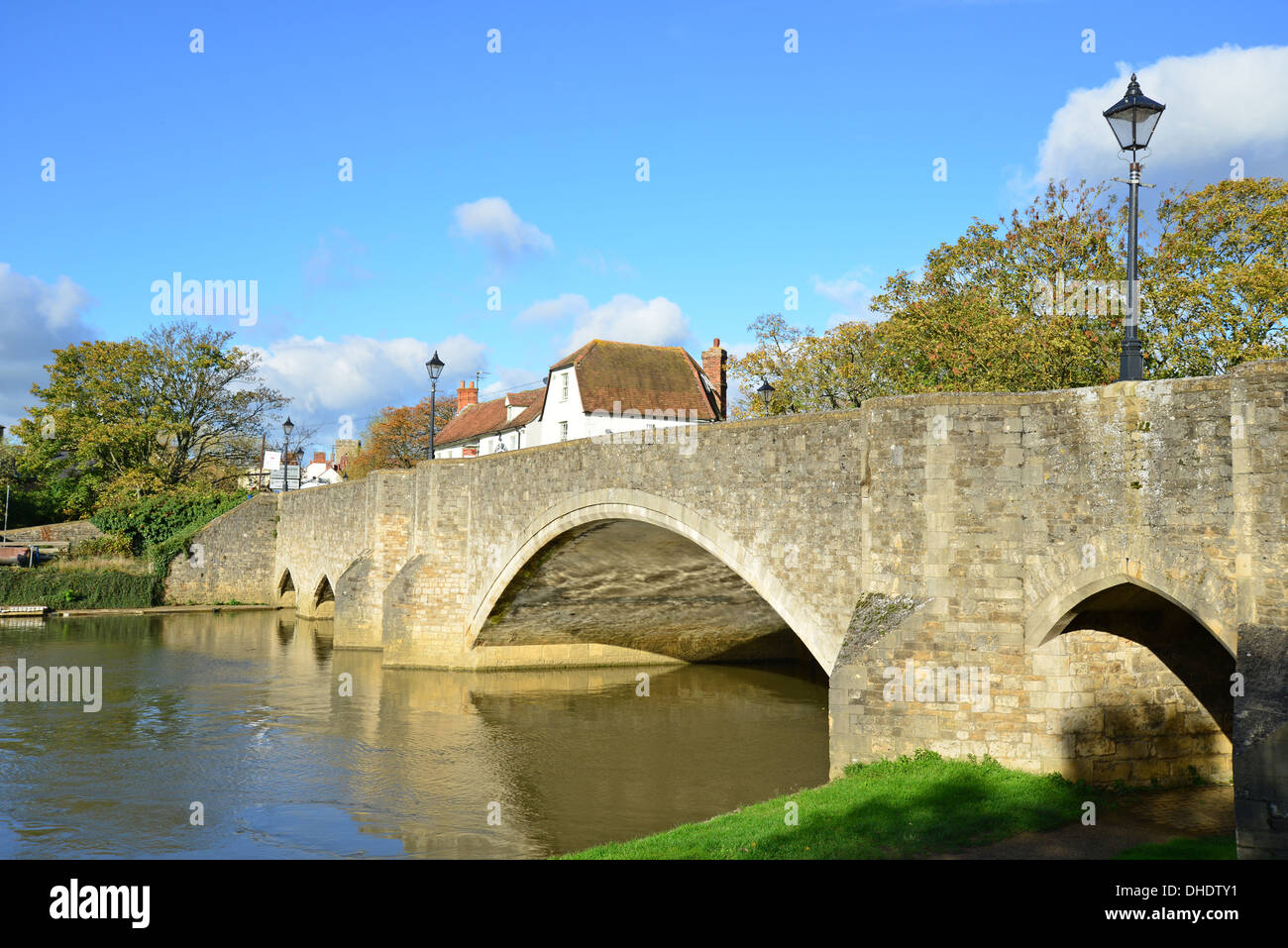Abingdon Bridge across River Thames, Abingdon-on-Thames, Oxfordshire ...