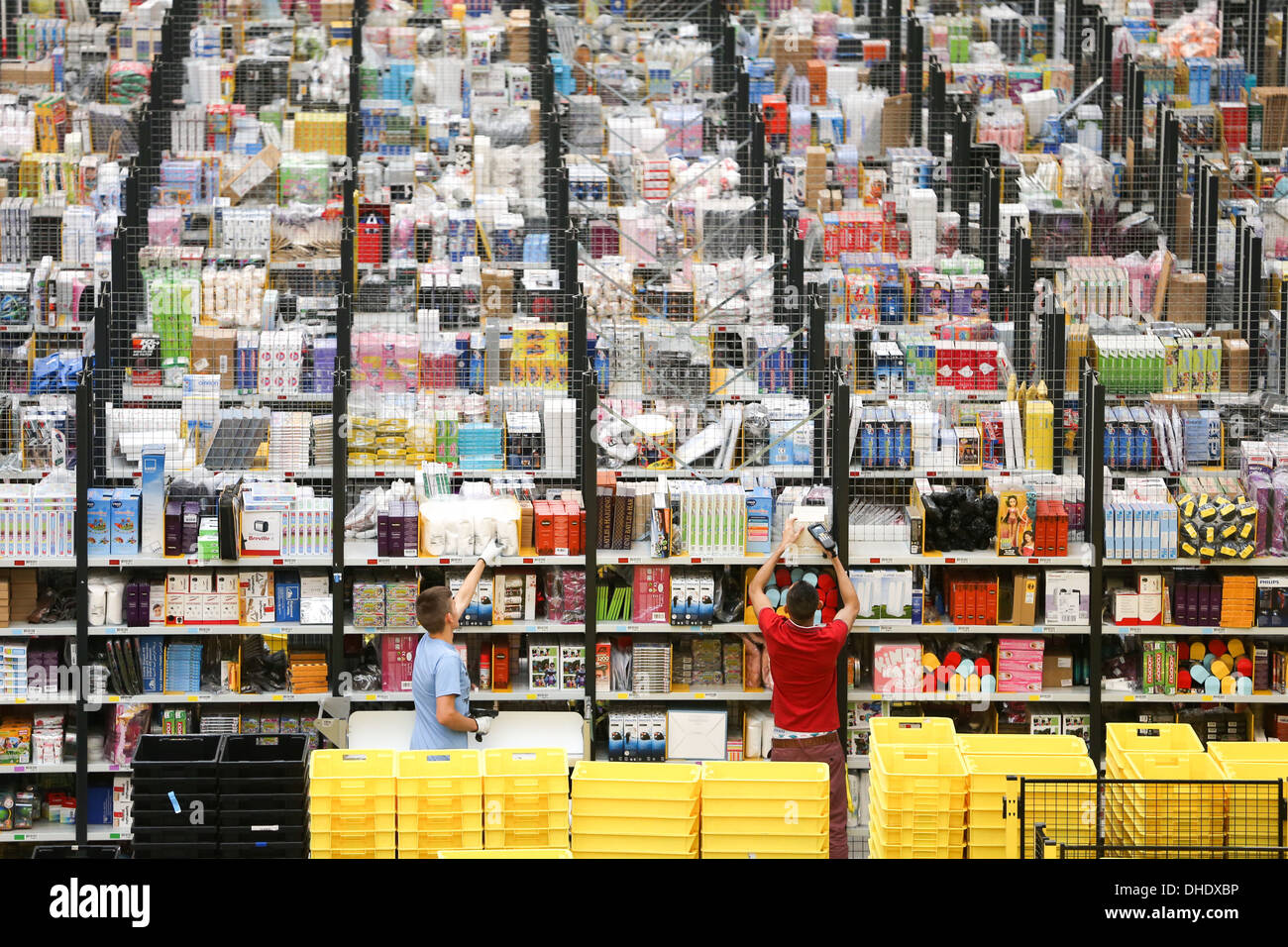 Amazon fulfilment centre (warehouse) in Peterborough Cambridgeshire ...