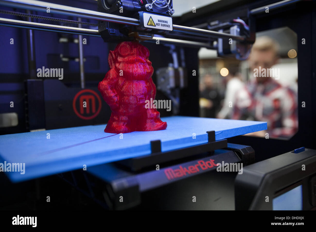 Maker bot hi-res stock photography and images - Alamy