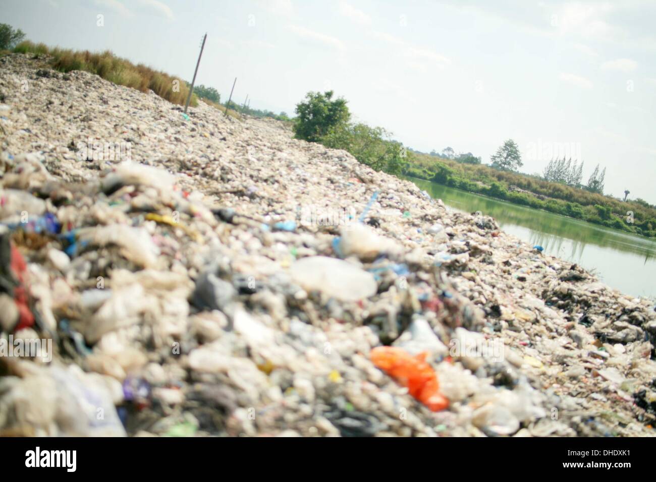 Plastic eating bacteria hi-res stock photography and images - Alamy