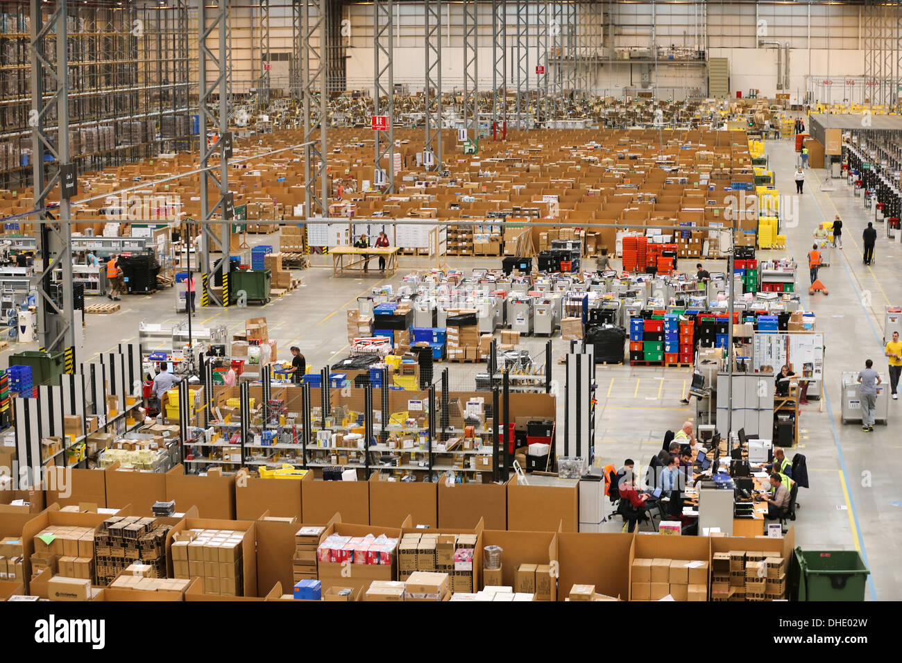 Amazon fulfilment centre (warehouse) in Peterborough Cambridgeshire ...