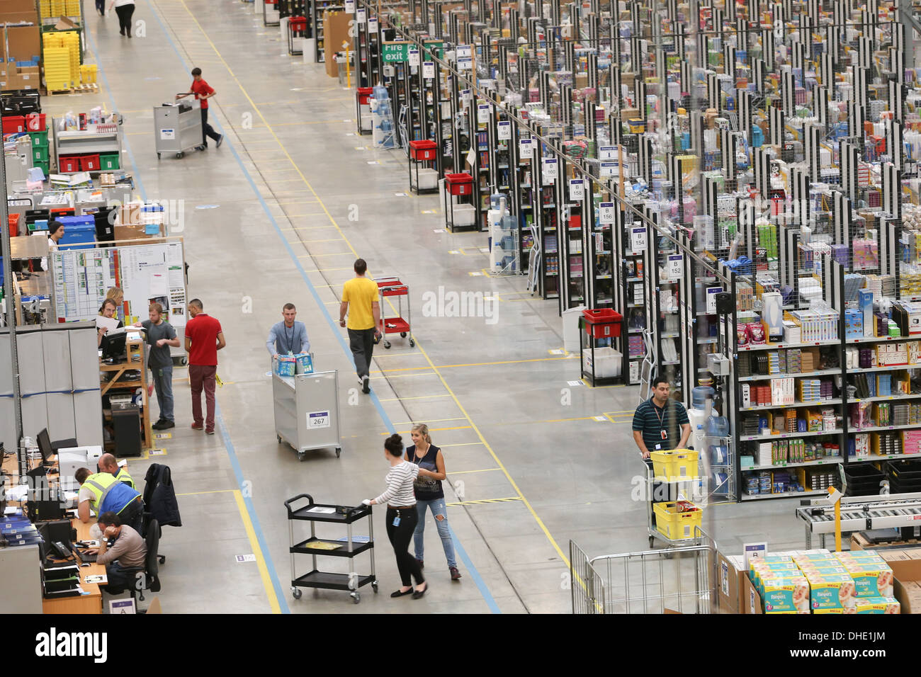 Amazon fulfilment centre (warehouse) in Peterborough Cambridgeshire ...