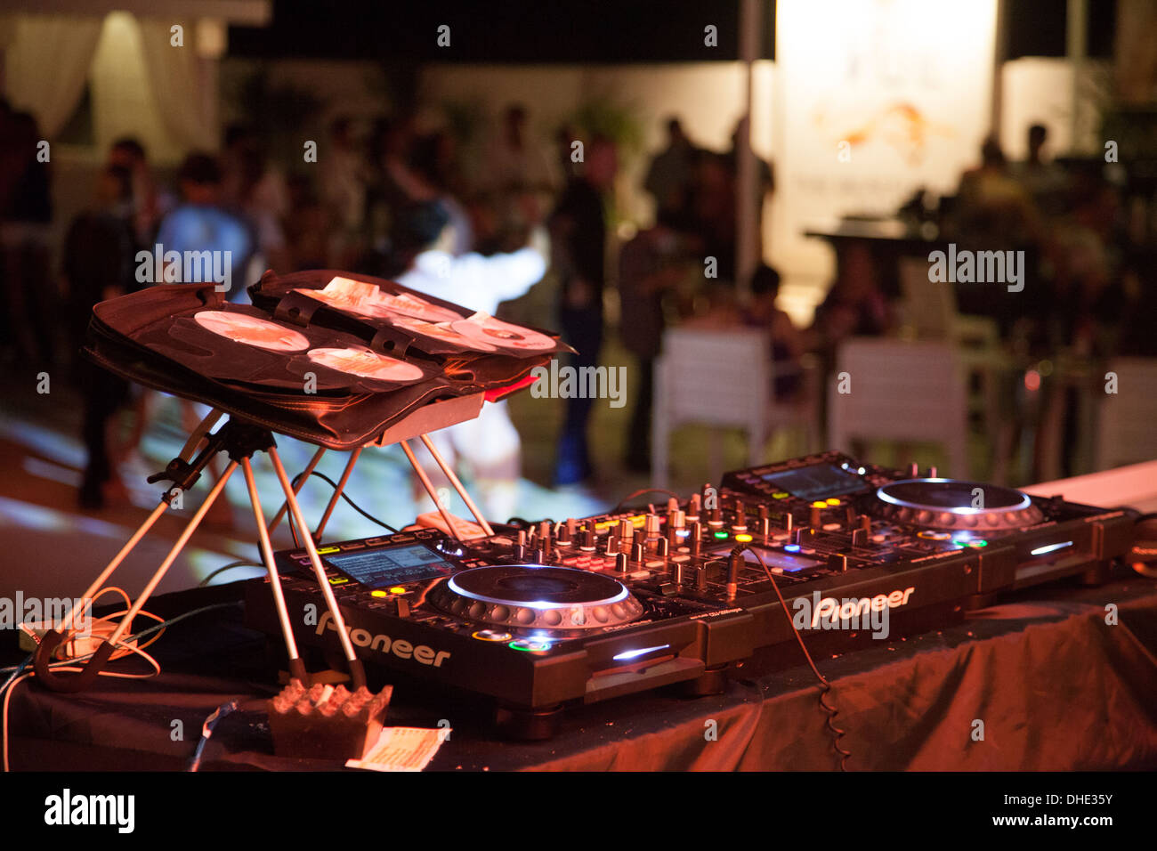 disk jockey dj screens color music party fun dance entertain ...