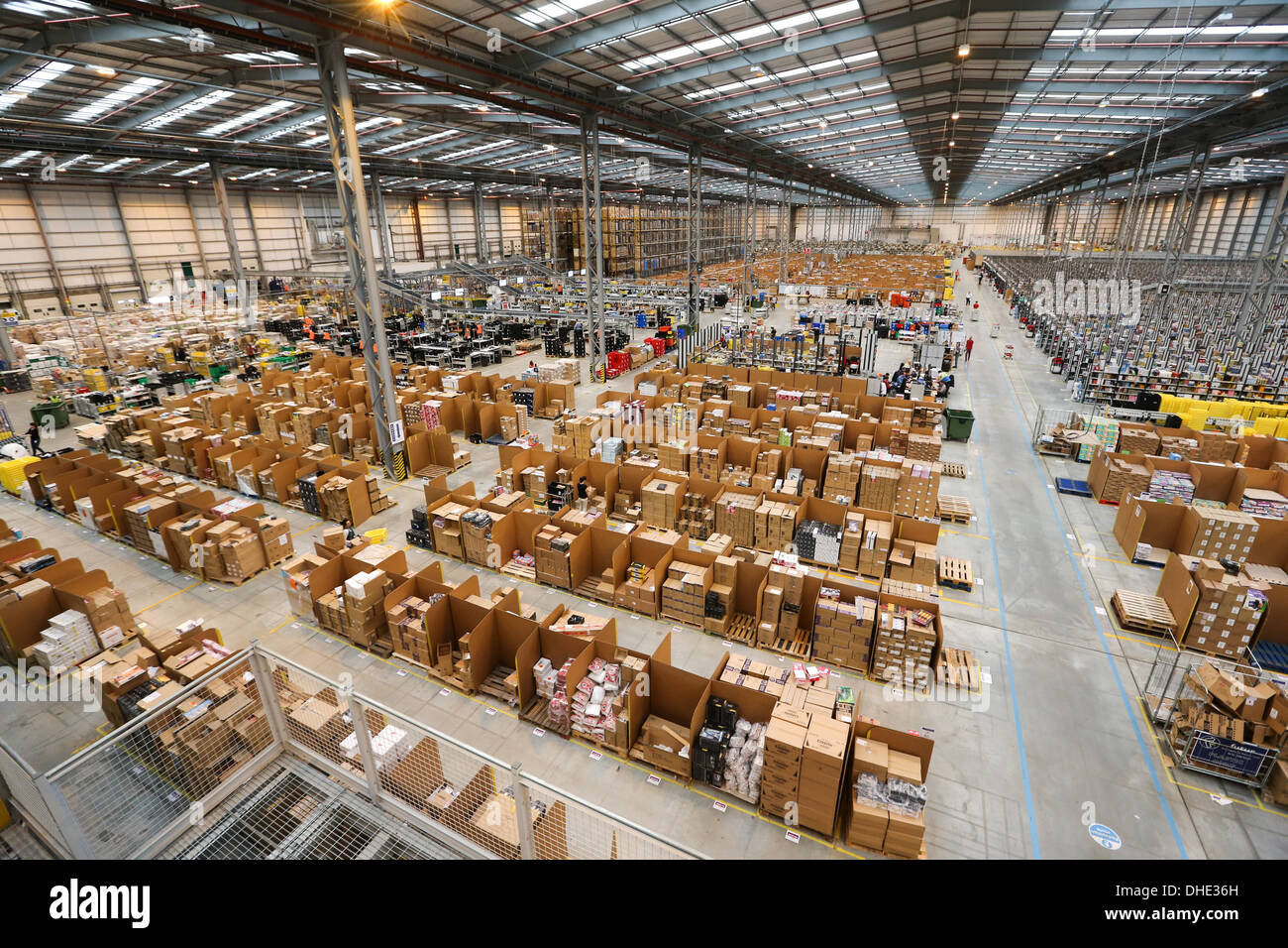 Amazon fulfilment centre (warehouse) in Peterborough Cambridgeshire ...