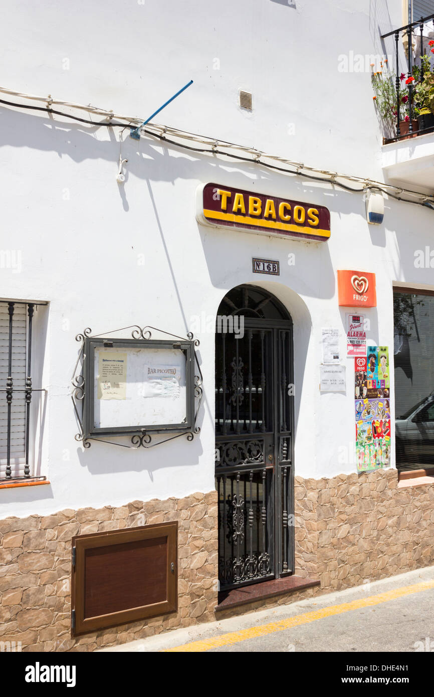Spanish tobacco shop hi-res stock photography and images - Alamy