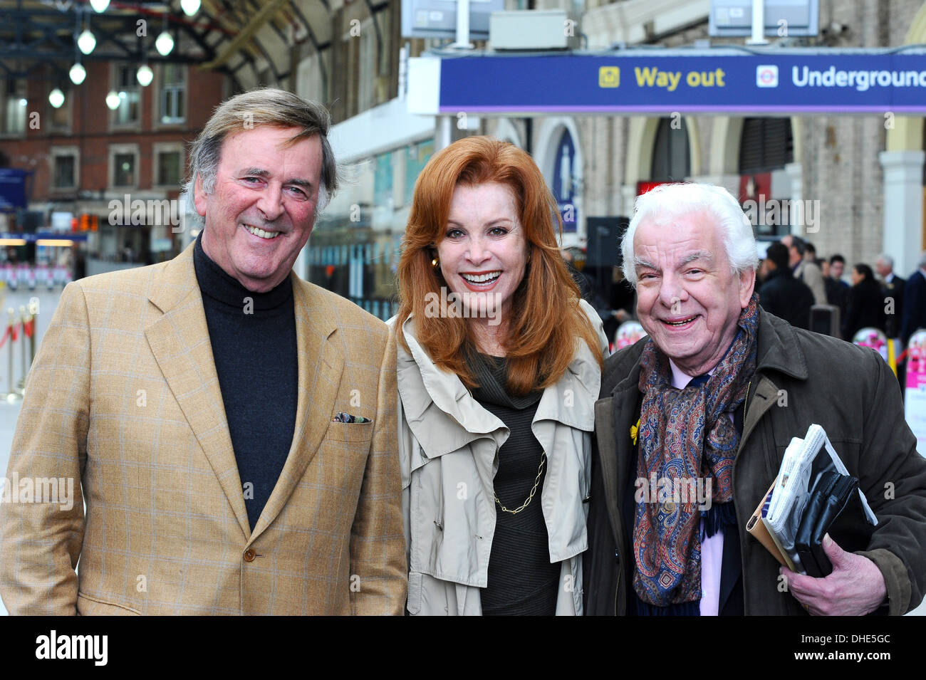 Launch of the orient express hi-res stock photography and images - Alamy