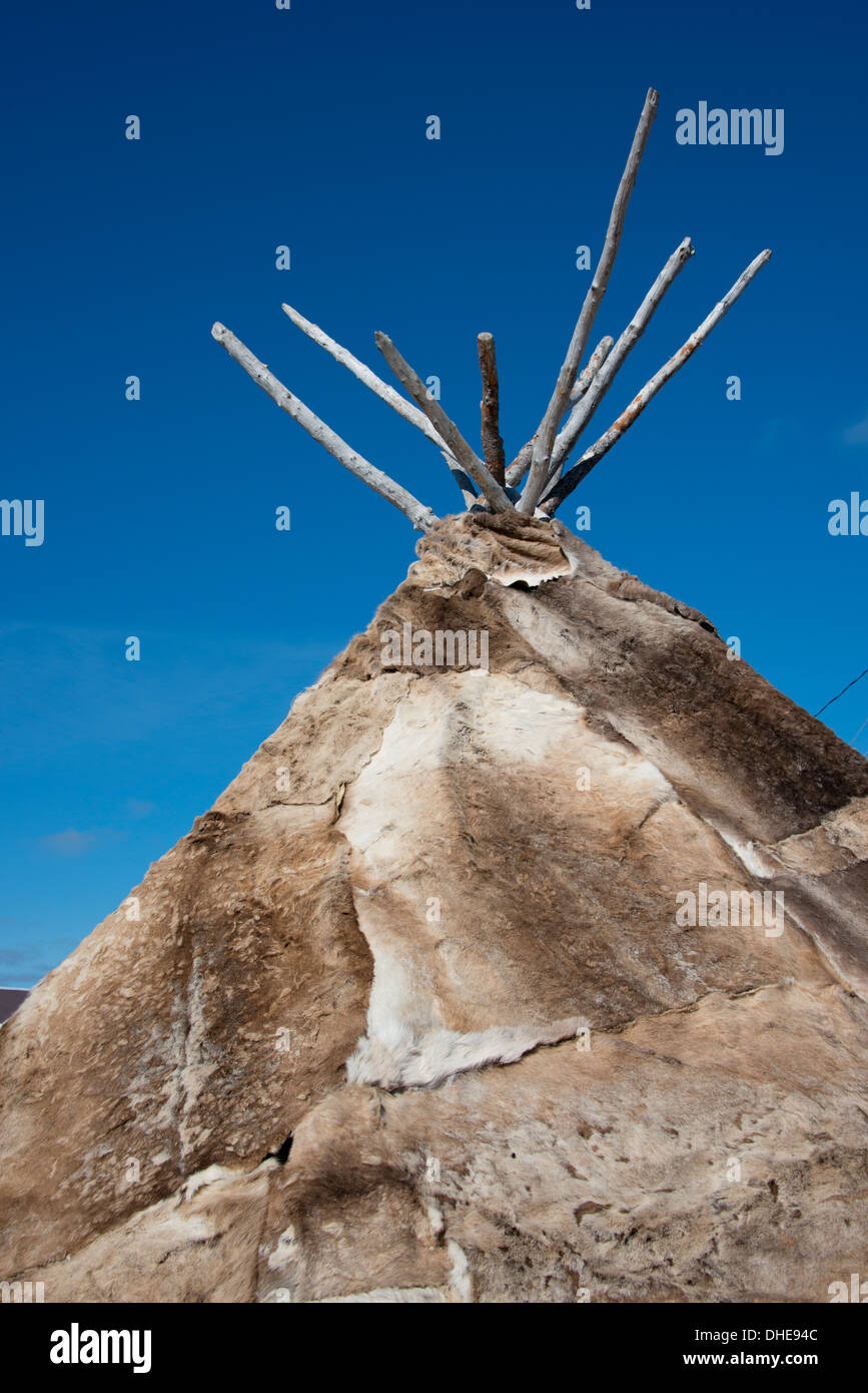 Inuit home canada hi-res stock photography and images - Alamy