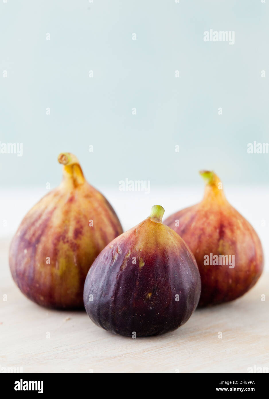 Whole figs hi-res stock photography and images - Alamy