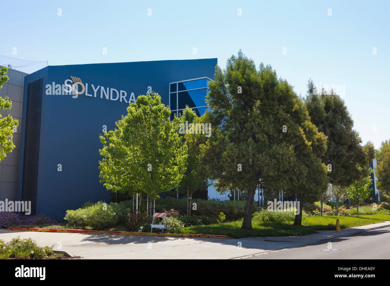 Solyndra headquarters building - Freemont, California USA Stock Photo ...