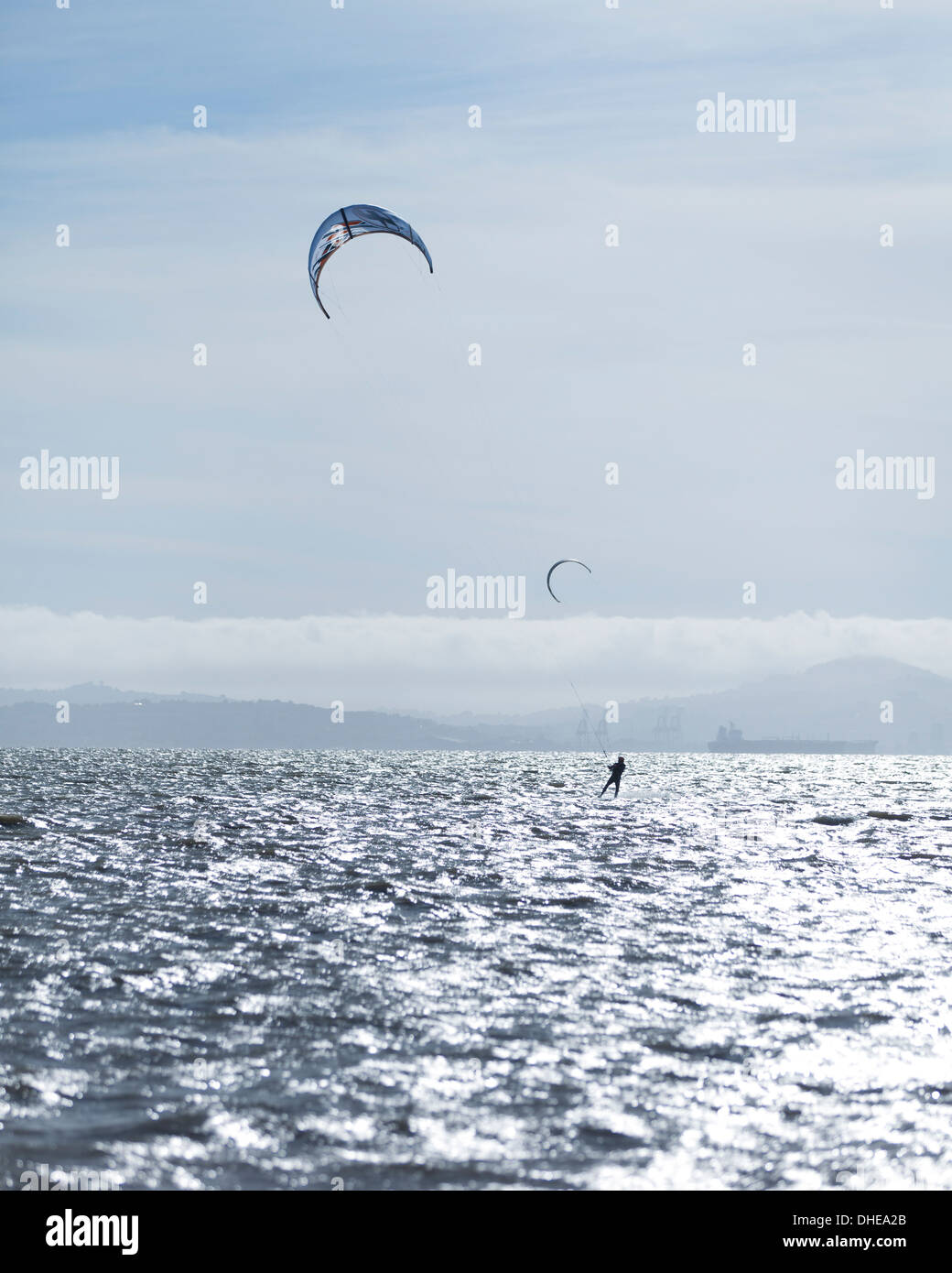 Kite surfing - San Francisco bay, California USA Stock Photo - Alamy