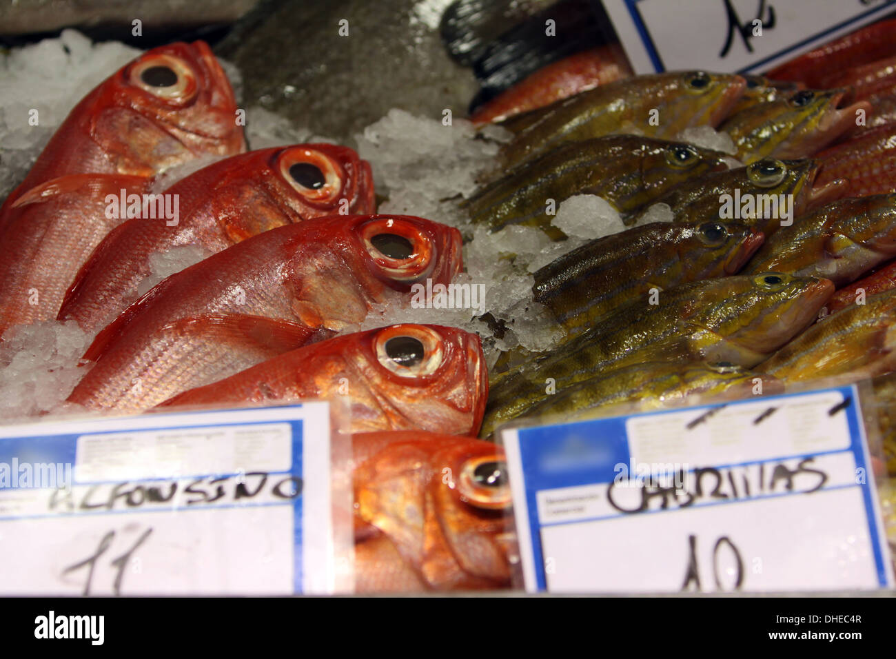 Stall stalls booth market north hi-res stock photography and images - Alamy