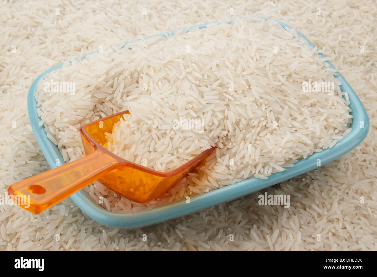 Rice in container hi-res stock photography and images - Alamy