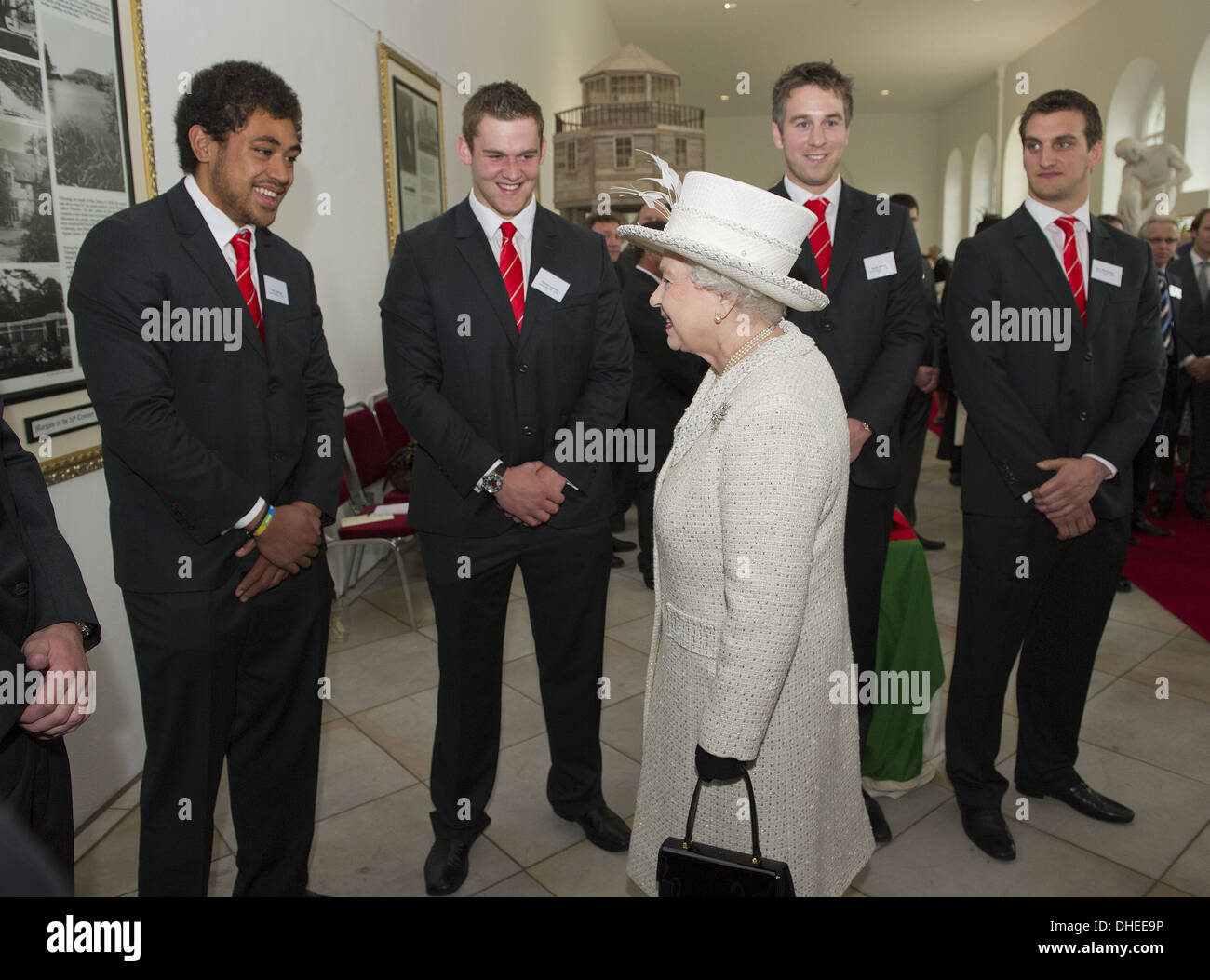 Toby Faletau Dan Lydiate Queen Elizabeth II Ryan Jones and Sam ...