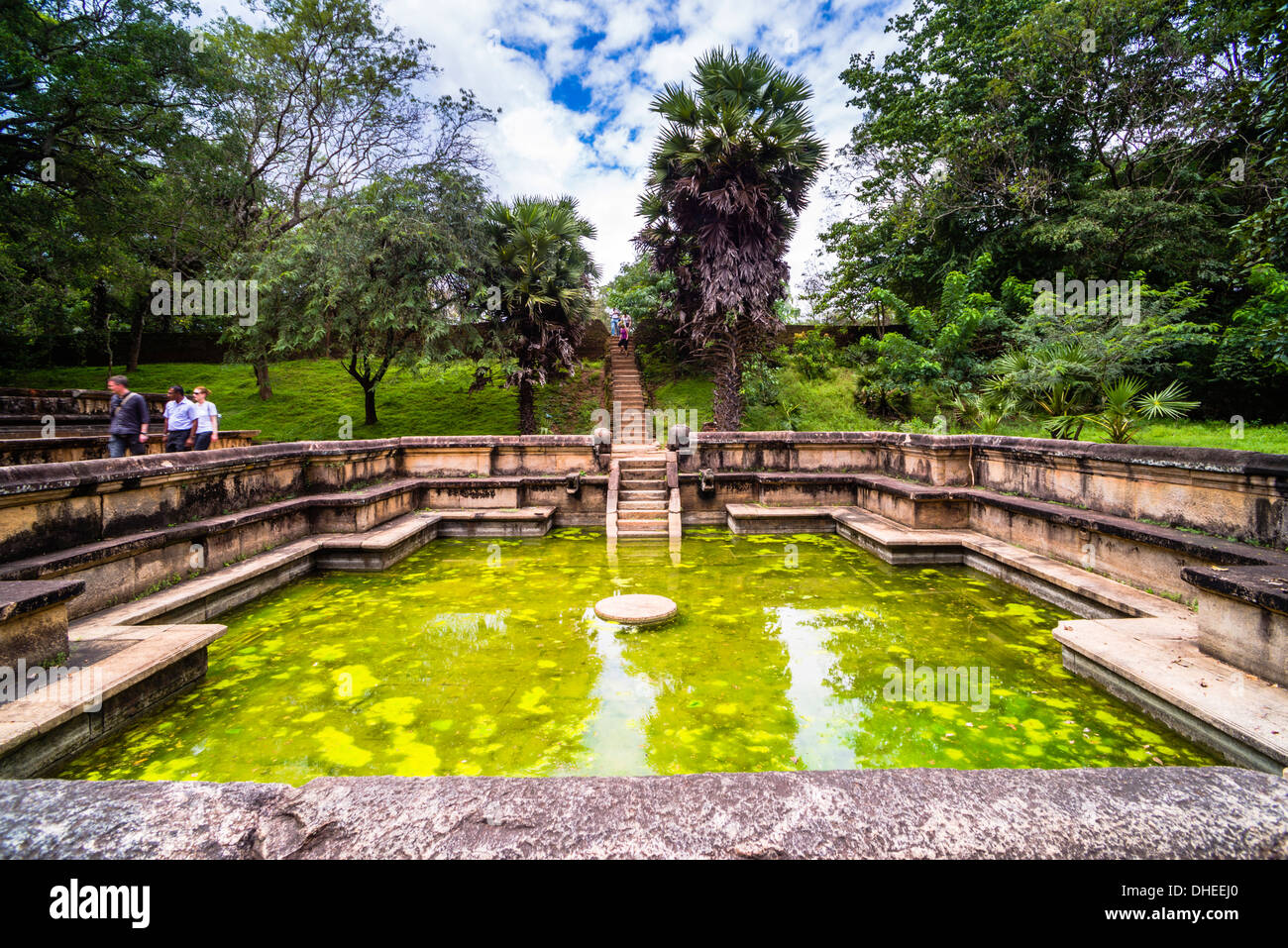 Bathing Pool (Kumara Pokuna) of Parakramabahu's Royal Palace ...