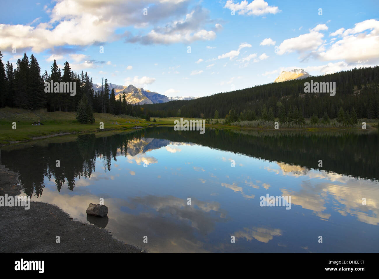 Cascade in rocky mountains hi-res stock photography and images - Alamy