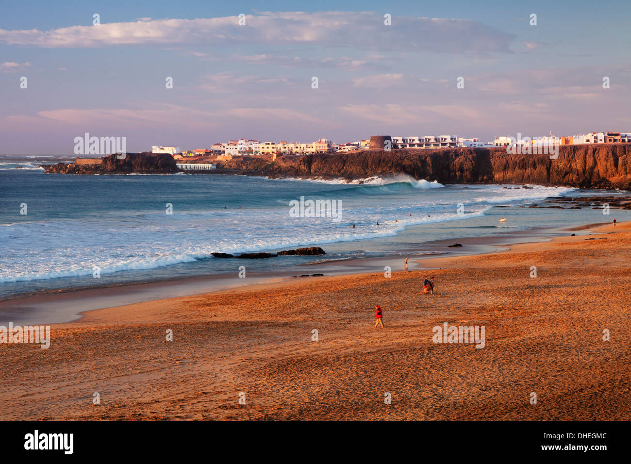 The beach Playa del Castillo at sunset, El Cotillo, Fuerteventura ...