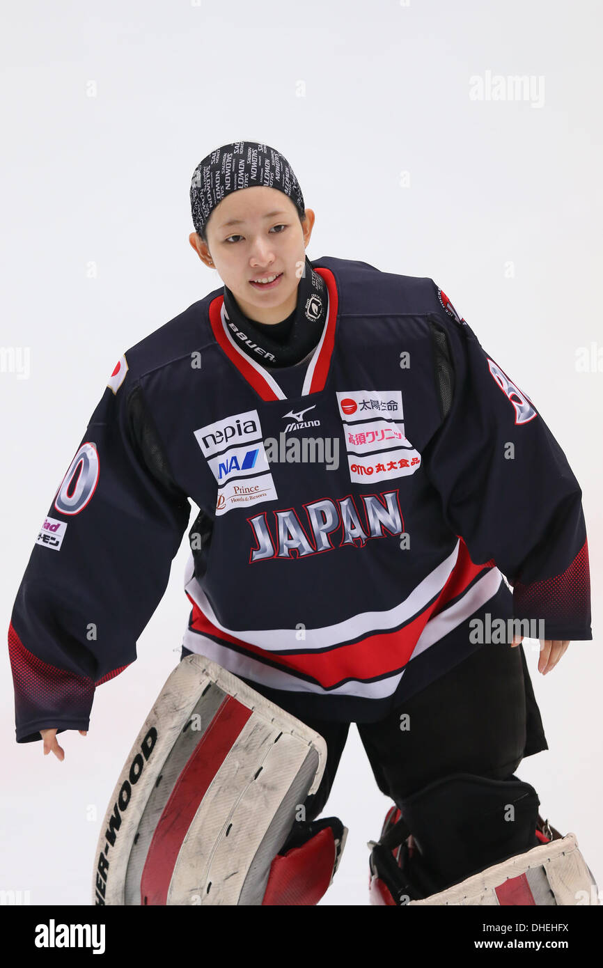 Shinyokohama Skate Center, Kanagawa, Japan. 7th Nov, 2013. Nana ...