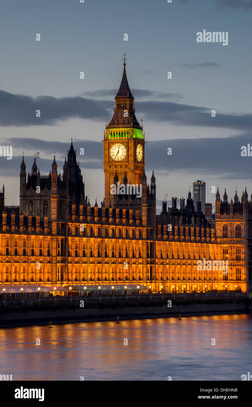 Big ben clock tower hi-res stock photography and images - Alamy