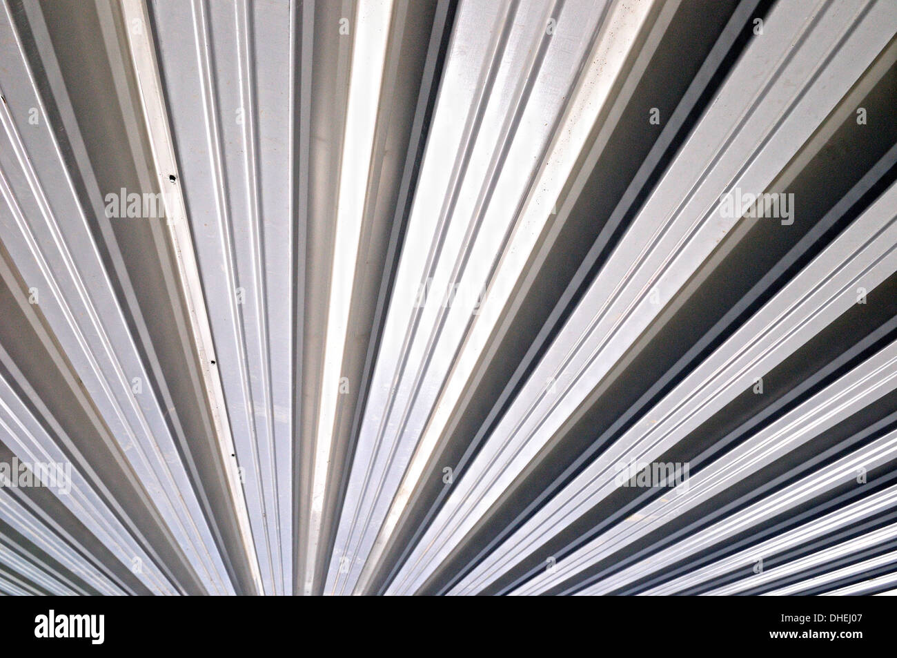 Sheet metal siding hi-res stock photography and images - Alamy