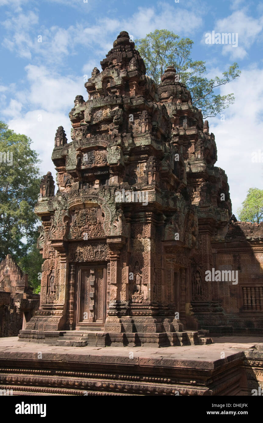 Banteay Srei Hindu temple, nr Angkor, Siem Reap, Cambodia Stock Photo ...