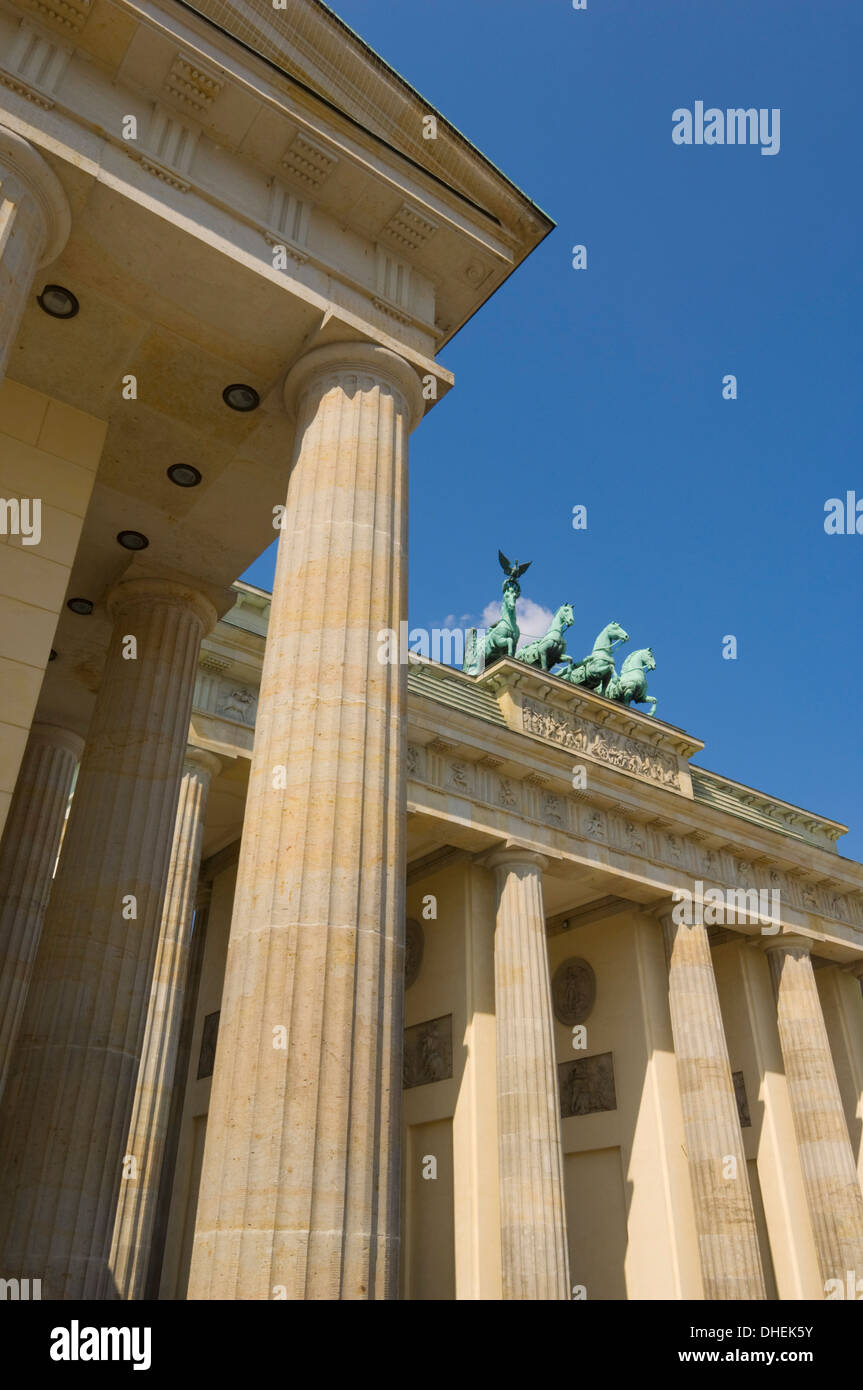 The Brandenburg Gate with the Quadriga winged victory statue on top ...