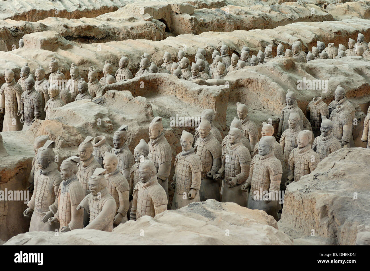 Terracotta Army, guarded the first Emperor of China, Qin Shi Huangdi's ...