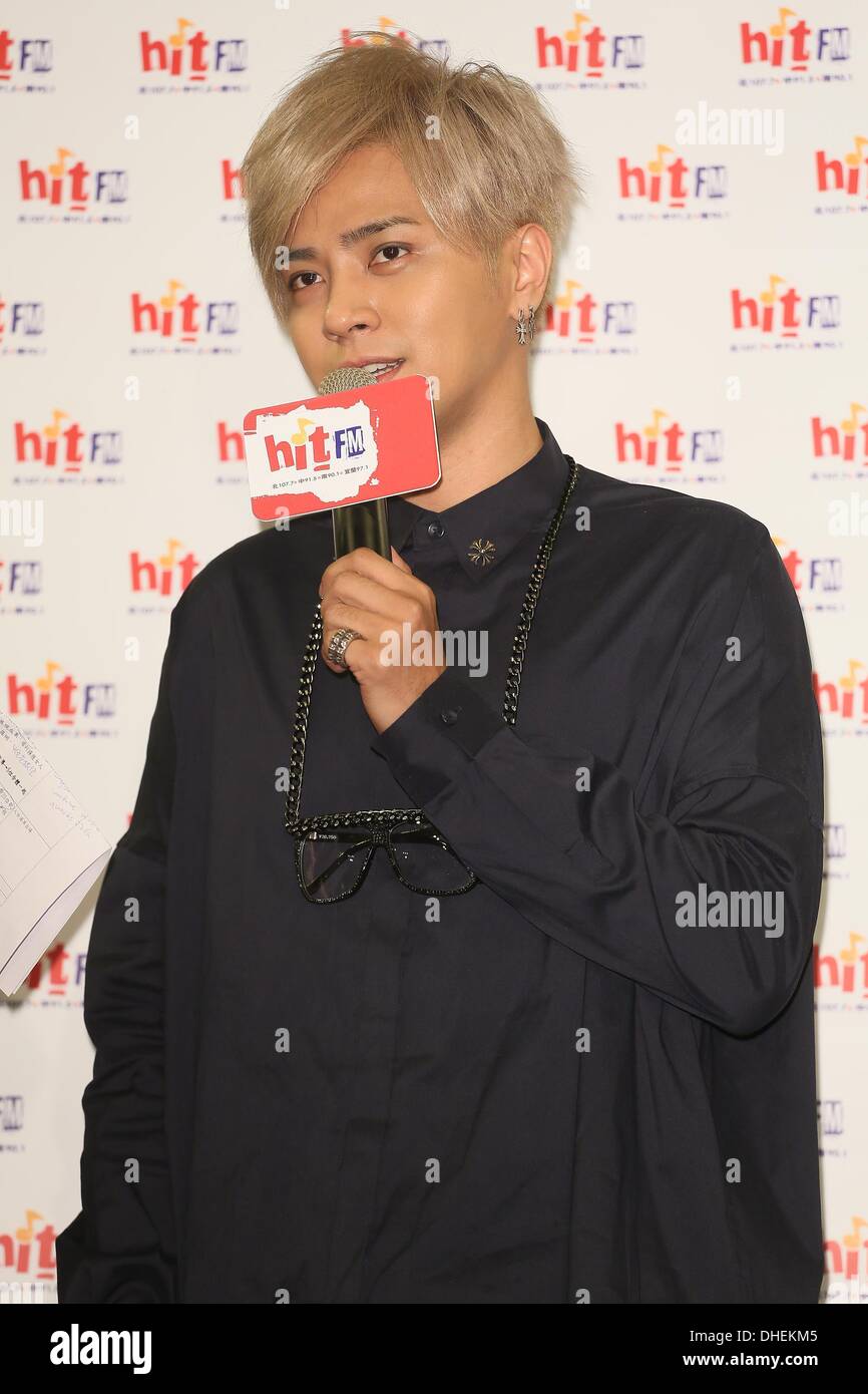 Taipei, China. 6th Nov, 2013. Singer Show Lo at HITO Radio activity in ...
