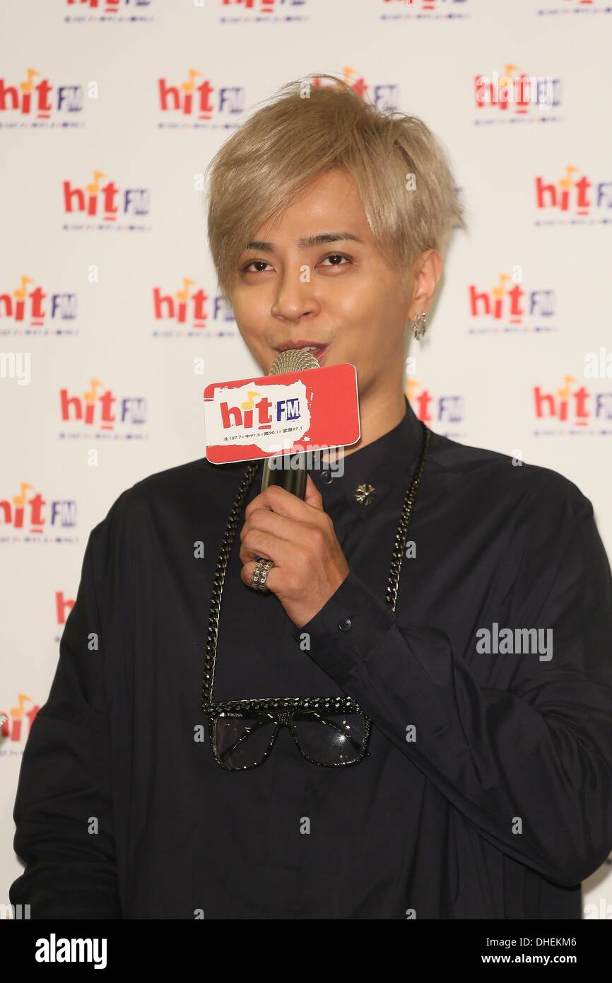 Taipei, China. 6th Nov, 2013. Singer Show Lo at HITO Radio activity in ...