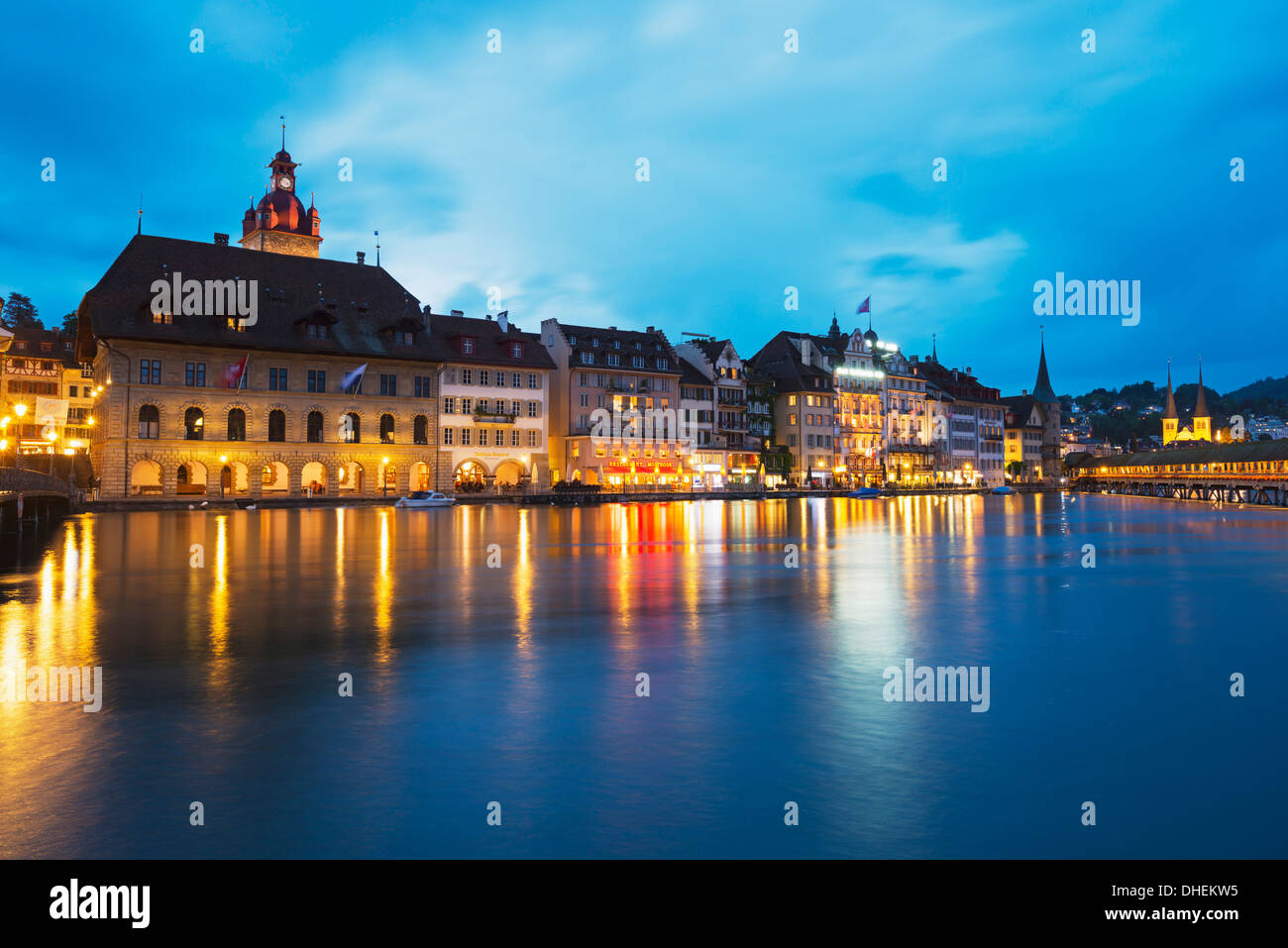Waterfront of the Old Town on the Reuss River, Lucerne, Switzerland ...