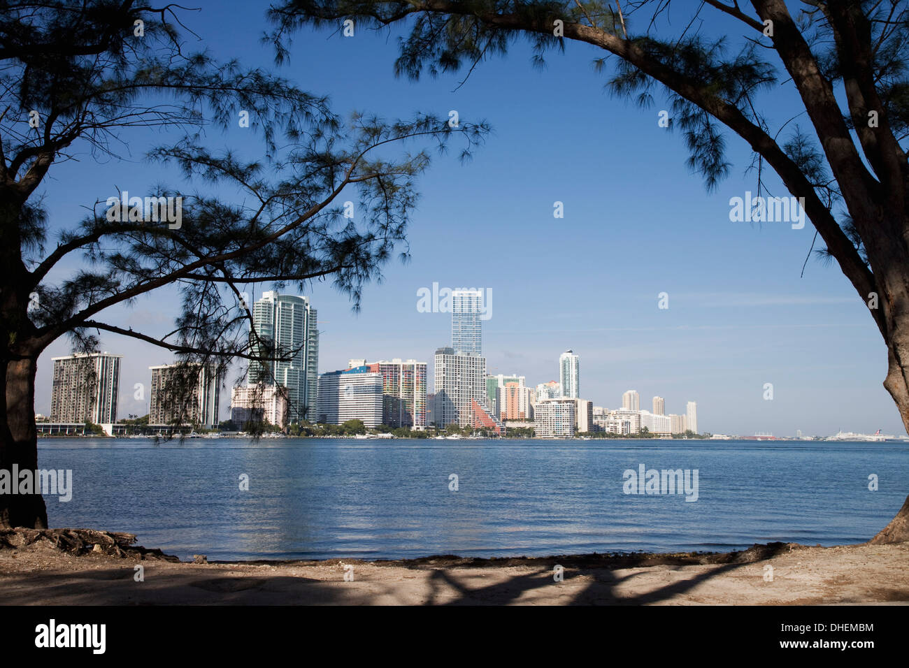 Miami skyline viewed from Rickenbacker causeway, Key Biscayne, Miami ...
