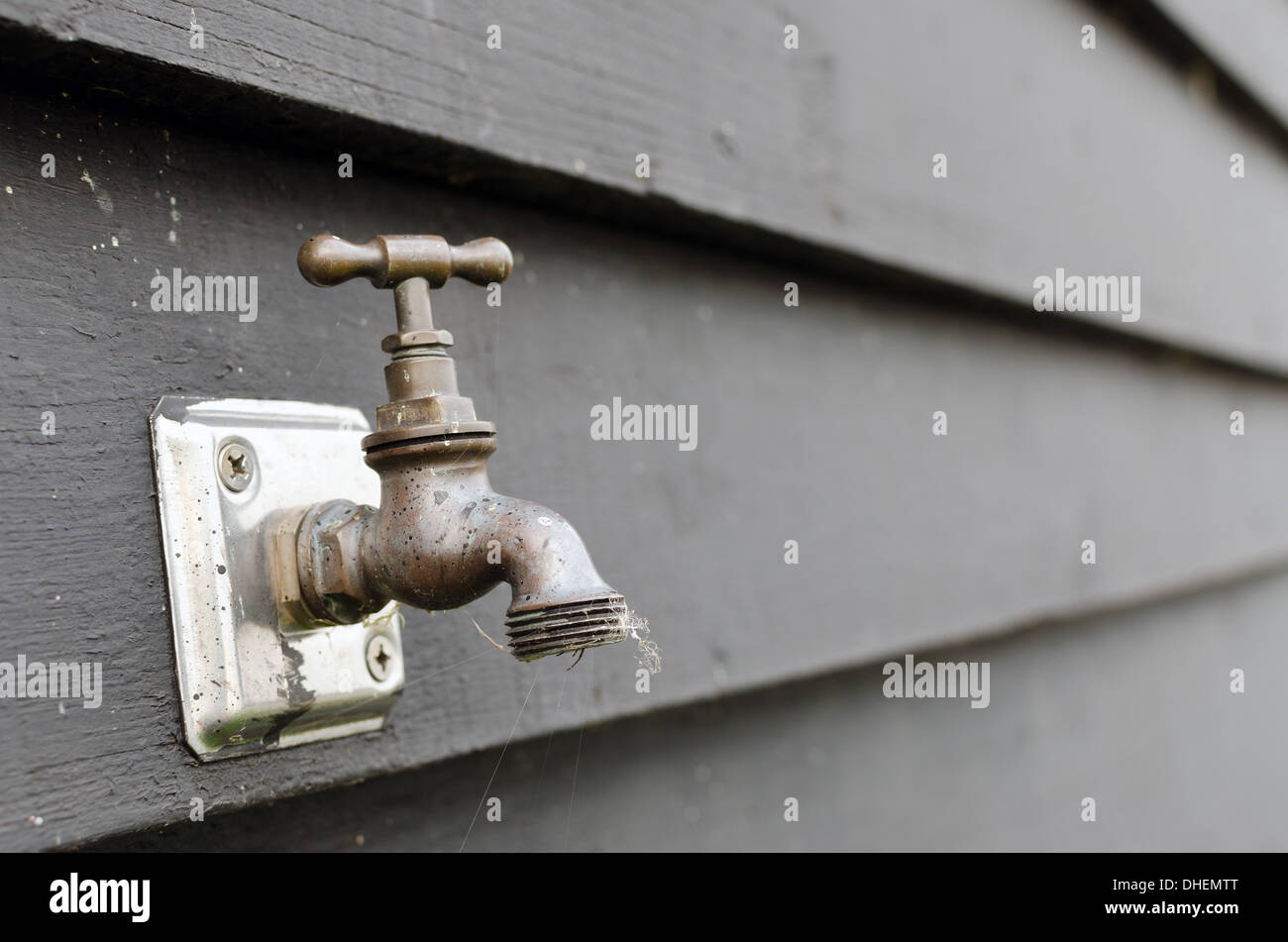 Old outside garden tap hi-res stock photography and images - Alamy