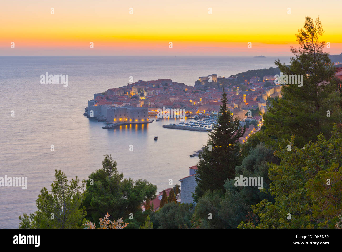 Old Town (Stari Grad), UNESCO World Heritage Site, at sunset, Dubrovnik ...