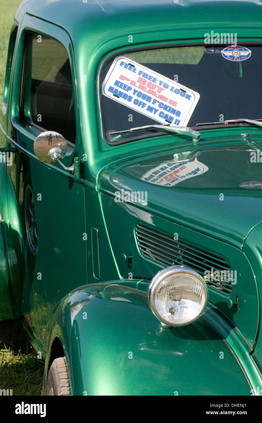 Hot rod sign hi-res stock photography and images - Alamy