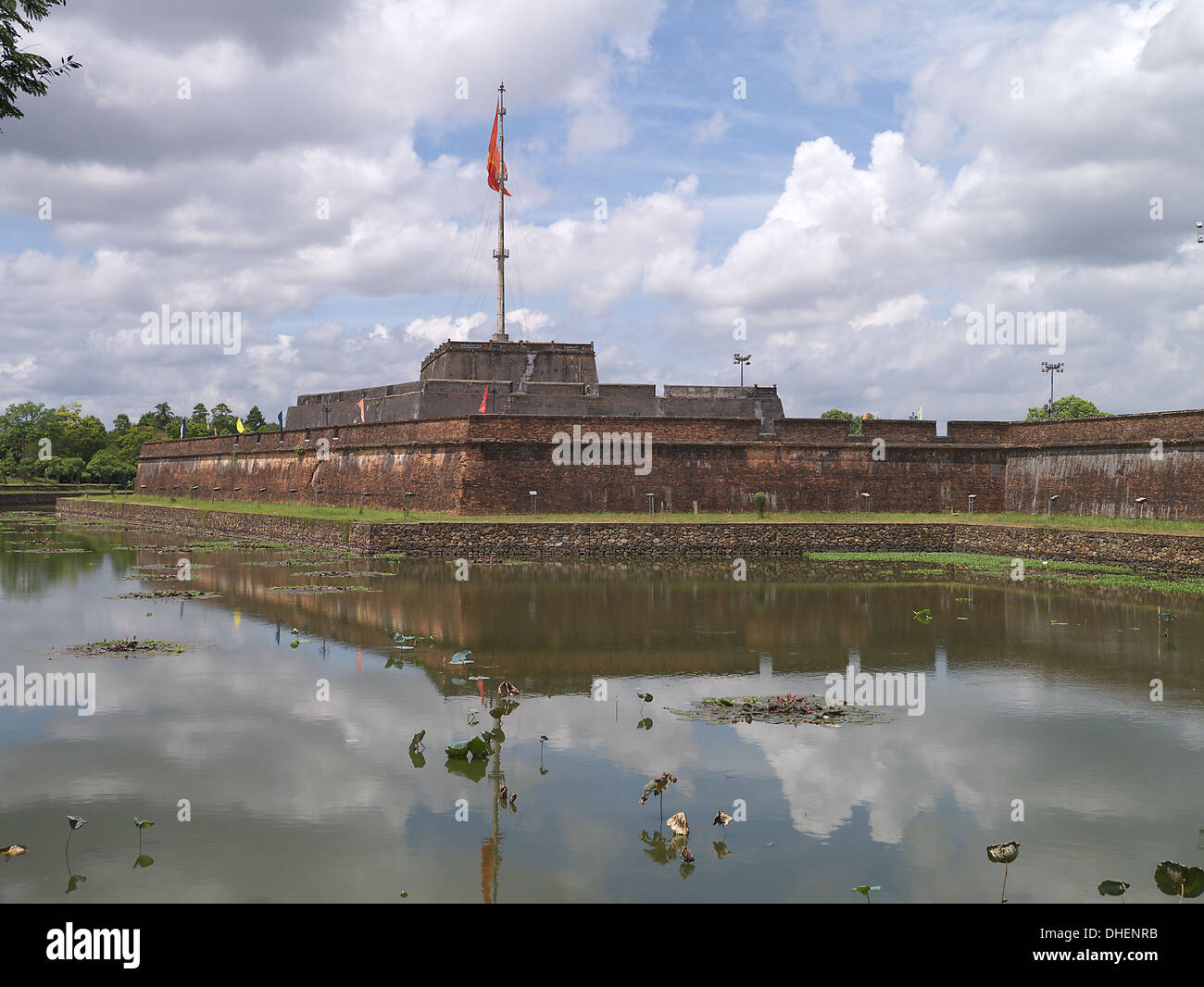 Nguyen dynasty flag hi-res stock photography and images - Alamy