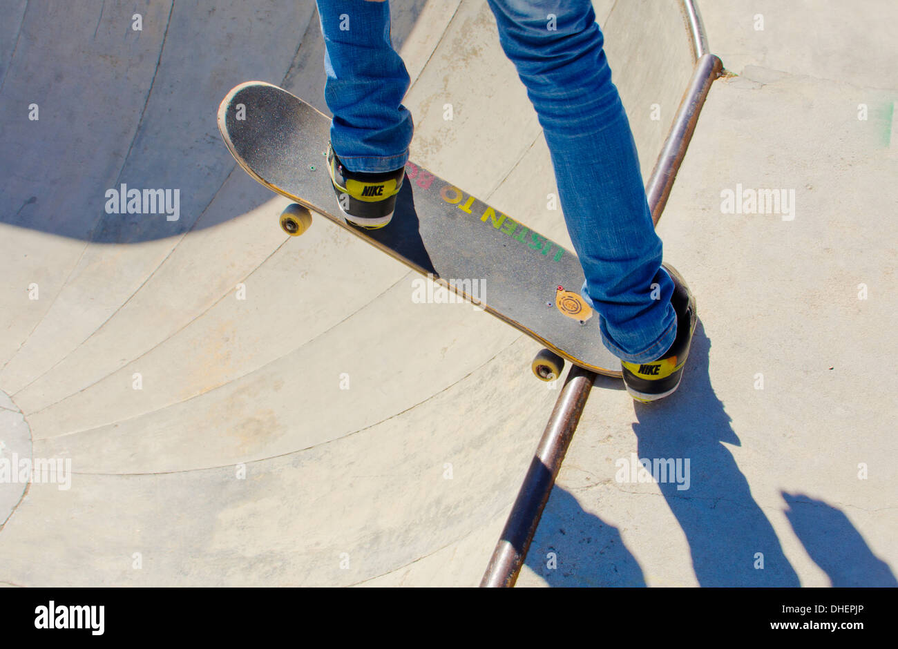 Urban skater hi-res stock photography and images - Alamy