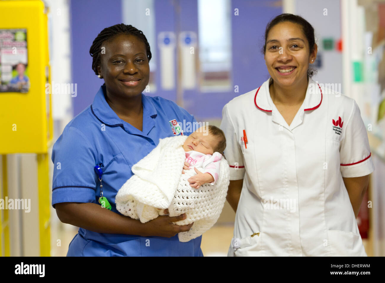 Midwife Uk Black High Resolution Stock Photography and Images - Alamy