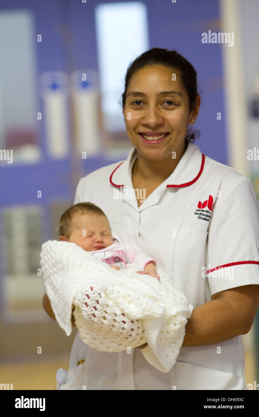 Midwife uk hi-res stock photography and images - Alamy
