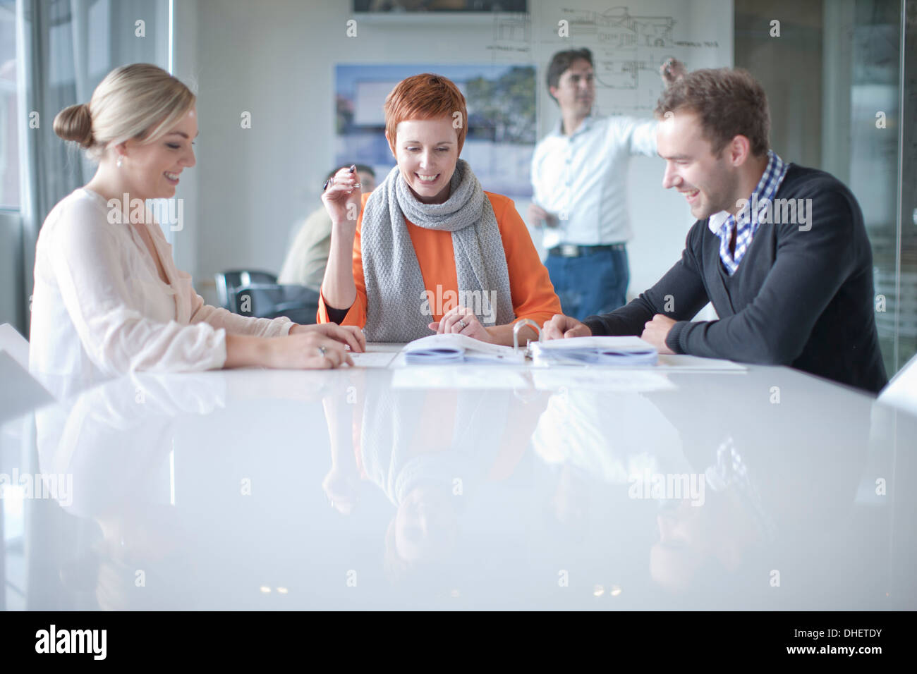 Meeting table hi-res stock photography and images - Alamy