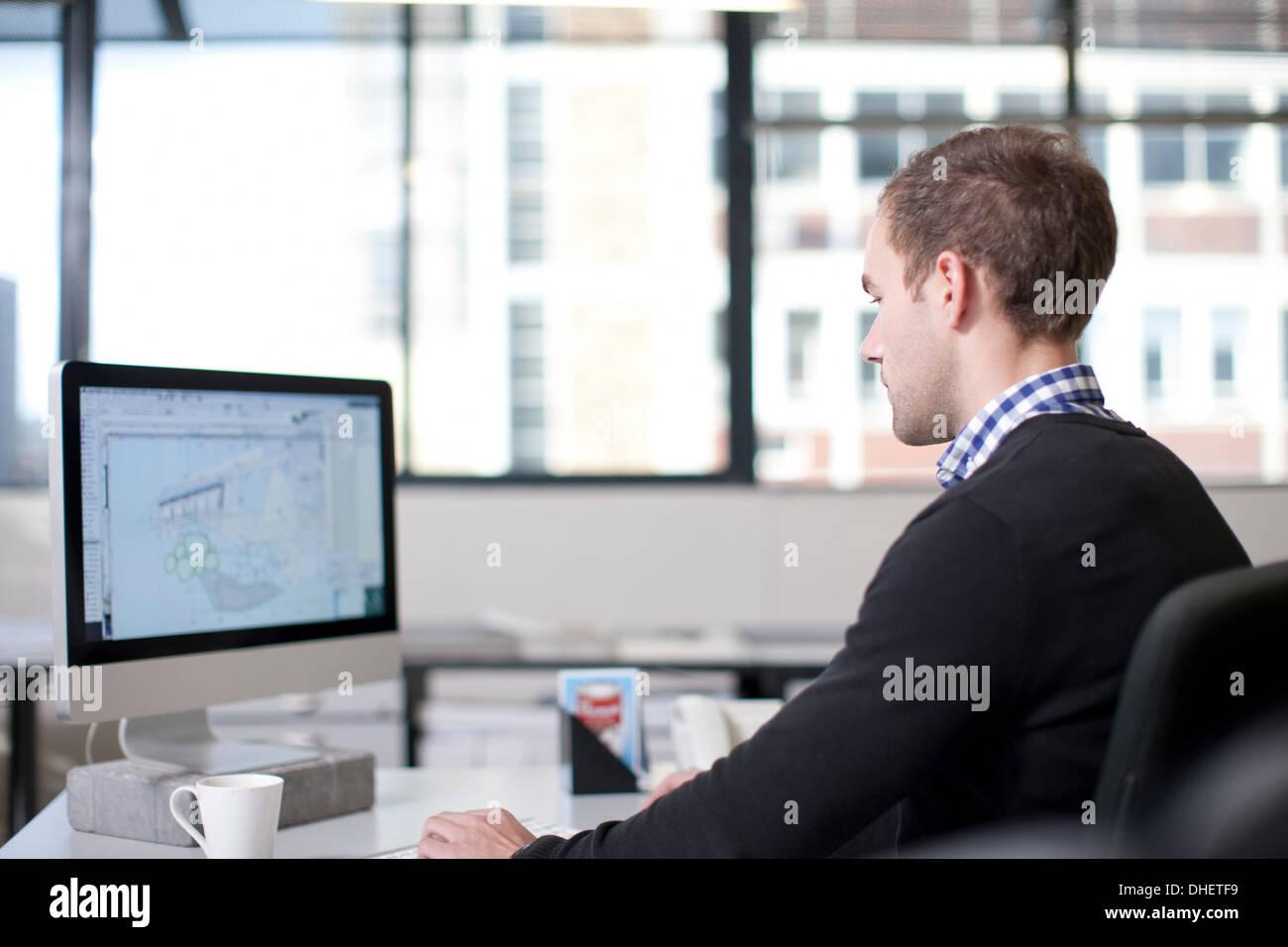 Office worker desk hi-res stock photography and images - Alamy