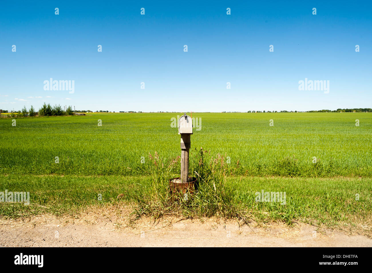 Rural mail hi-res stock photography and images - Alamy