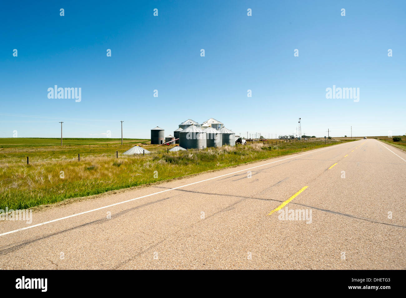 Car silos hi-res stock photography and images - Alamy