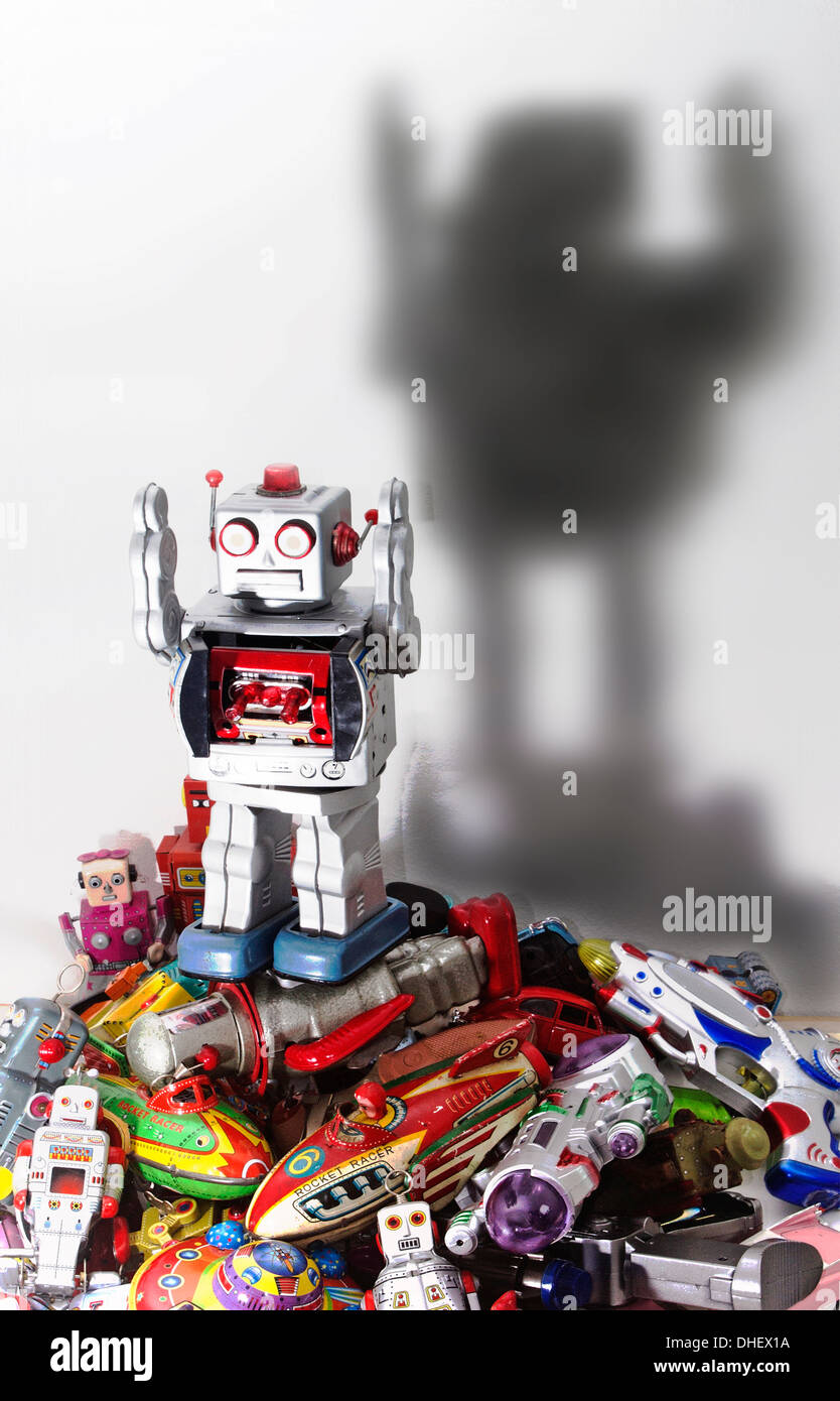 big Robot toy on top Stock Photo - Alamy