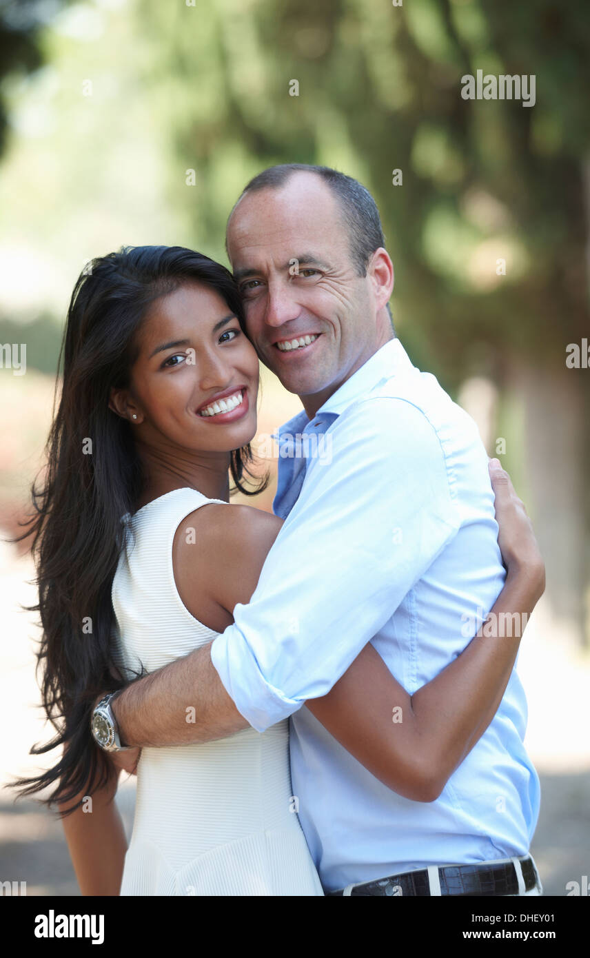 Beautiful young couple posing hi-res stock photography and images - Alamy