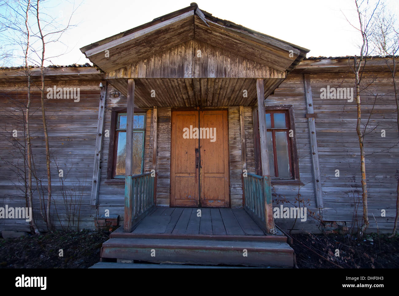 Rural old orange house hi-res stock photography and images - Alamy