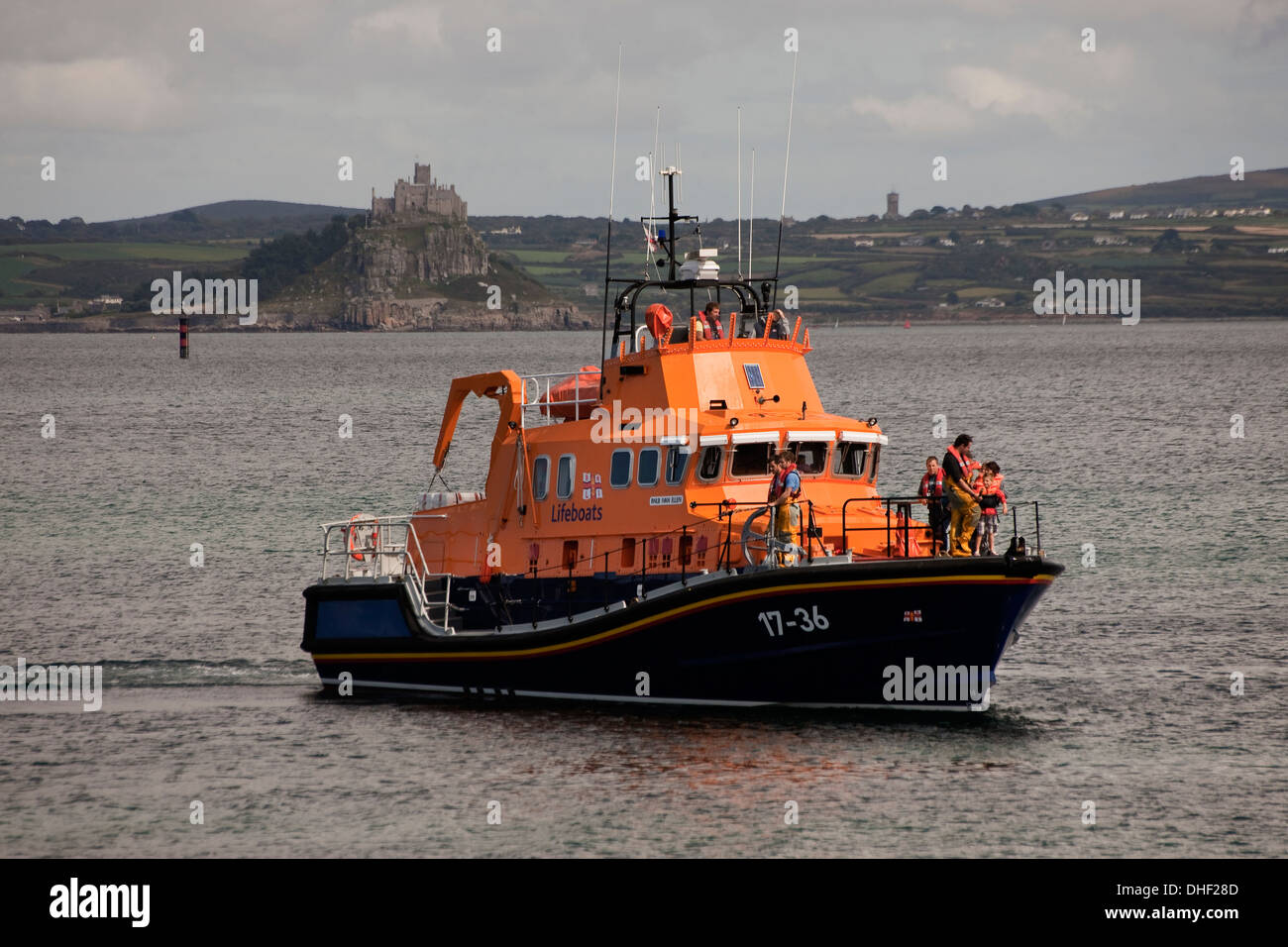 Rnli newlyn penzance cornwall life boat hi-res stock photography and ...