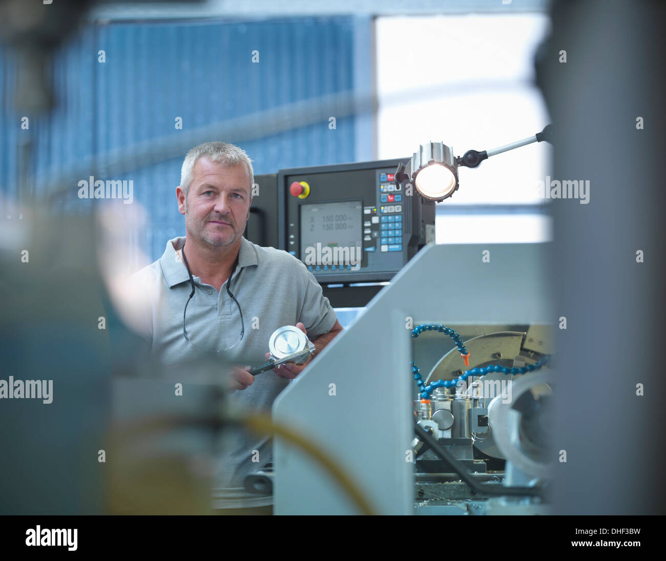 Operator e hi-res stock photography and images - Alamy