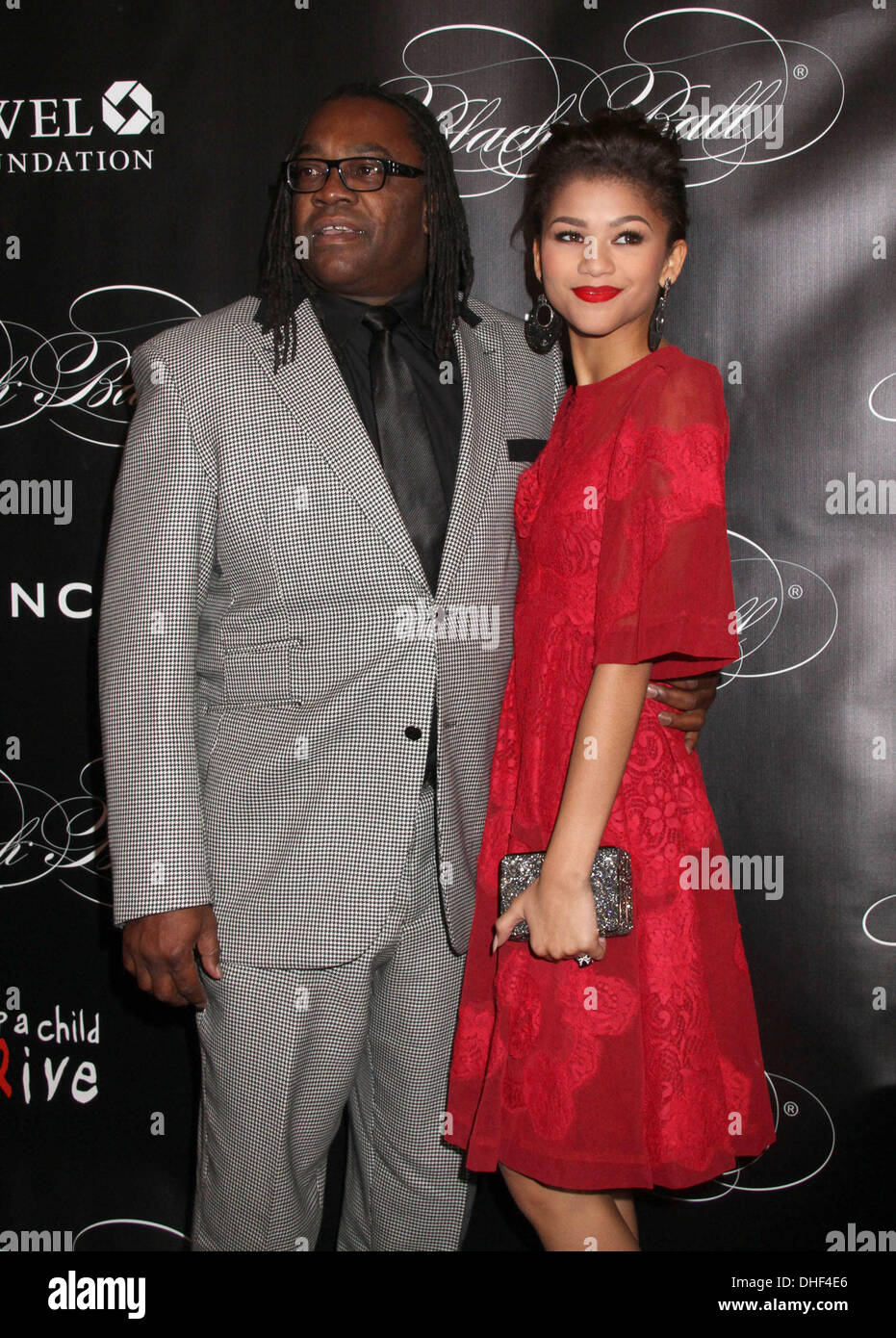 New York, New York, USA. 7th Nov, 2013. ZENDAYA and her FATHER attend ...